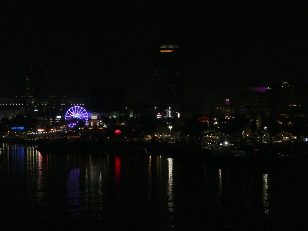 long-beach-at-night - Dari Rulai Temple